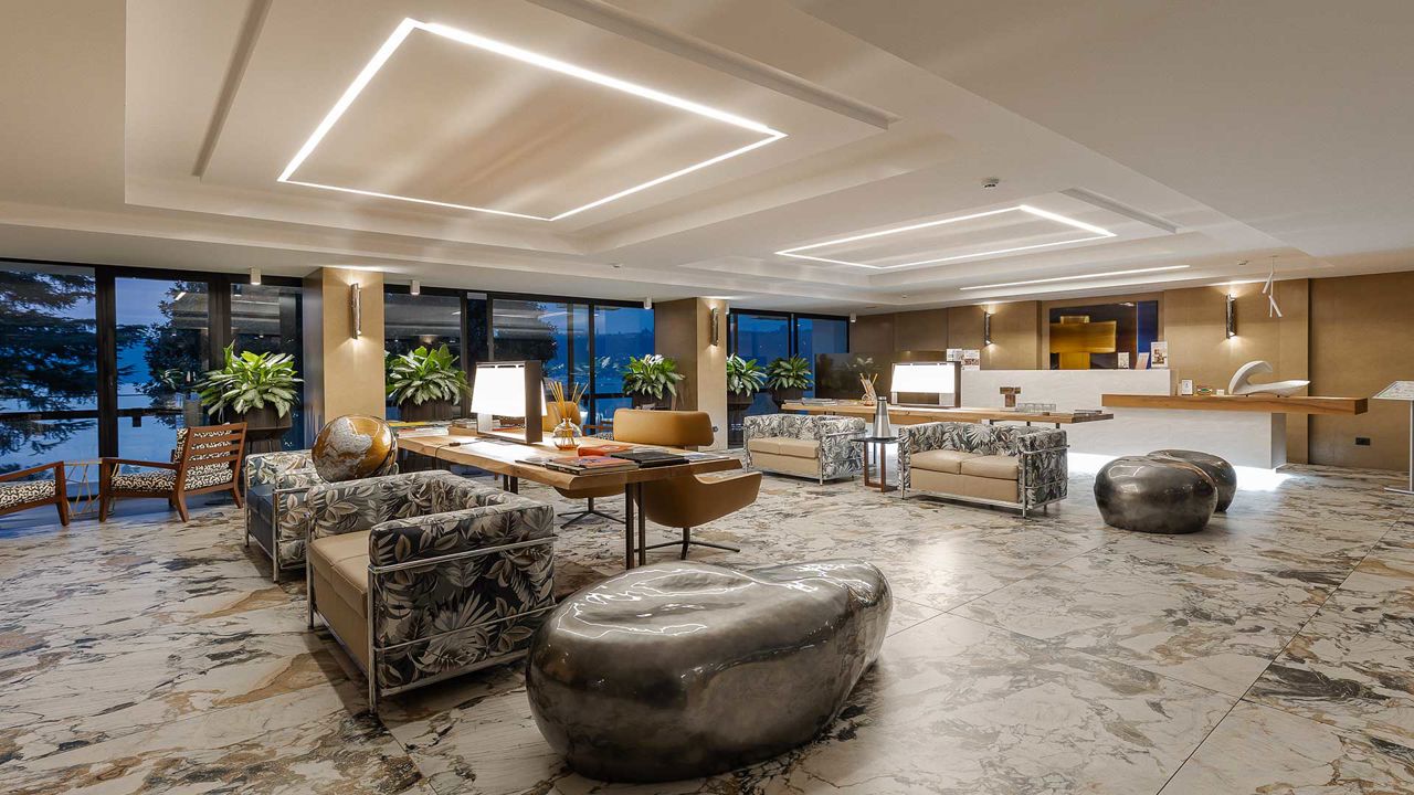 Book a luxury stay at Hotel Salò su Parc on Lake Garda