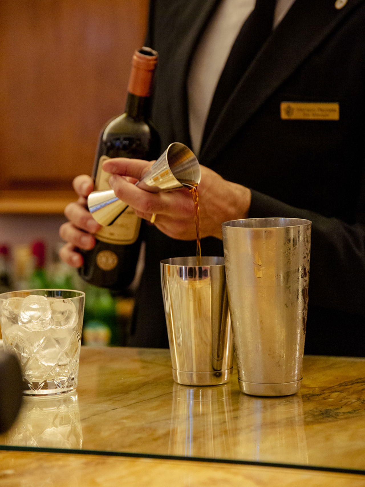 Discover Regina Isabella Bar at Regina Isabella in Ischia