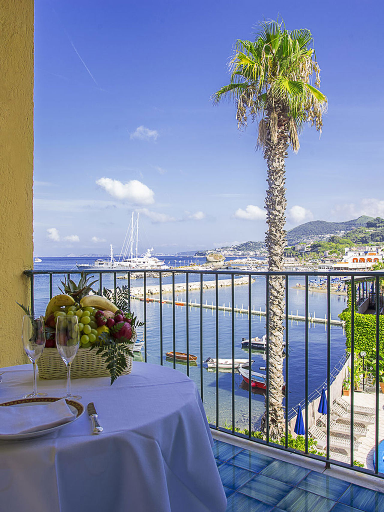 Sito ufficiale Regina Isabella, hotel 5 stelle a Ischia | Prenota ora