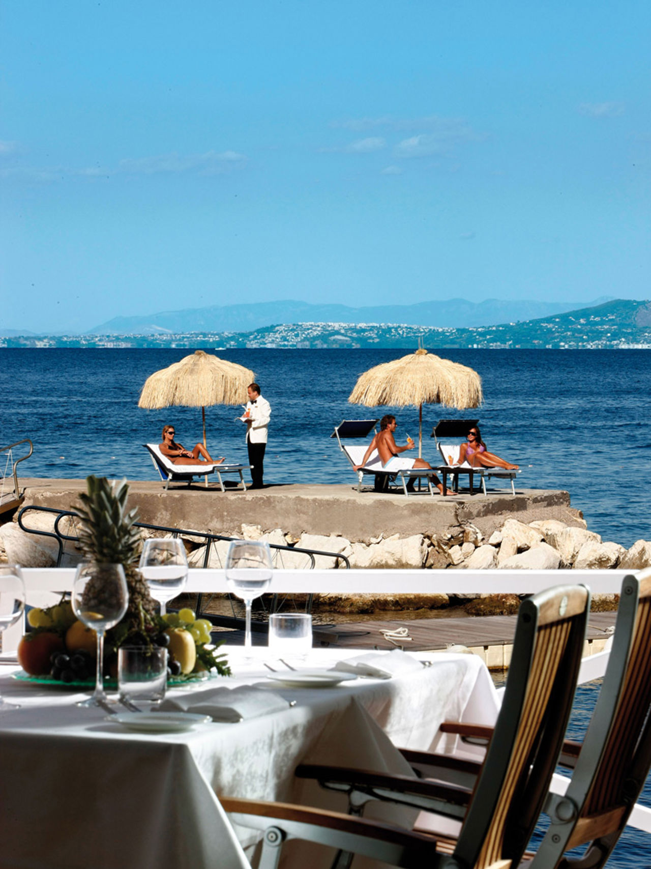 Discover Sporting Restaurant at Regina Isabella in Ischia