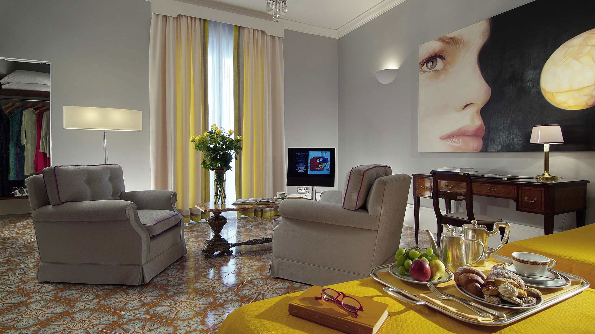 Book the Royal Executive Room at 5-star hotel Regina Isabella, Ischia