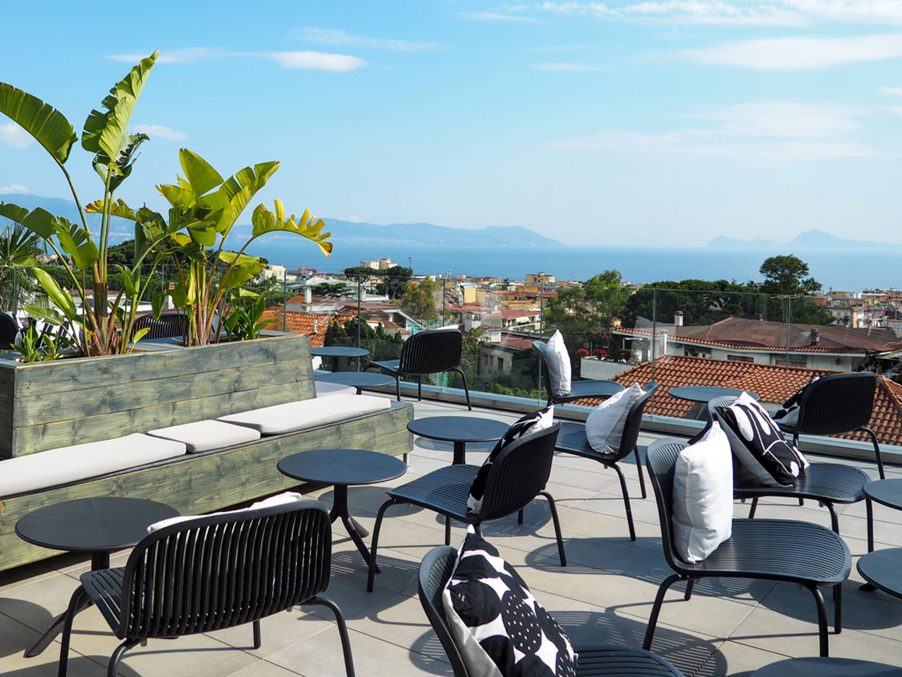 Download the App Mobile for Hotel Marad in Torre del Greco, Naples