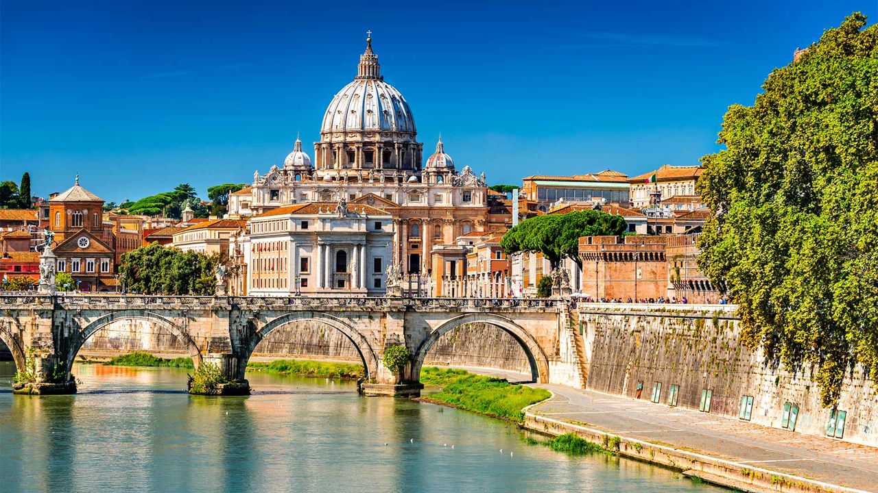 Official website of Trevi Group in Rome centre | Book and stay now