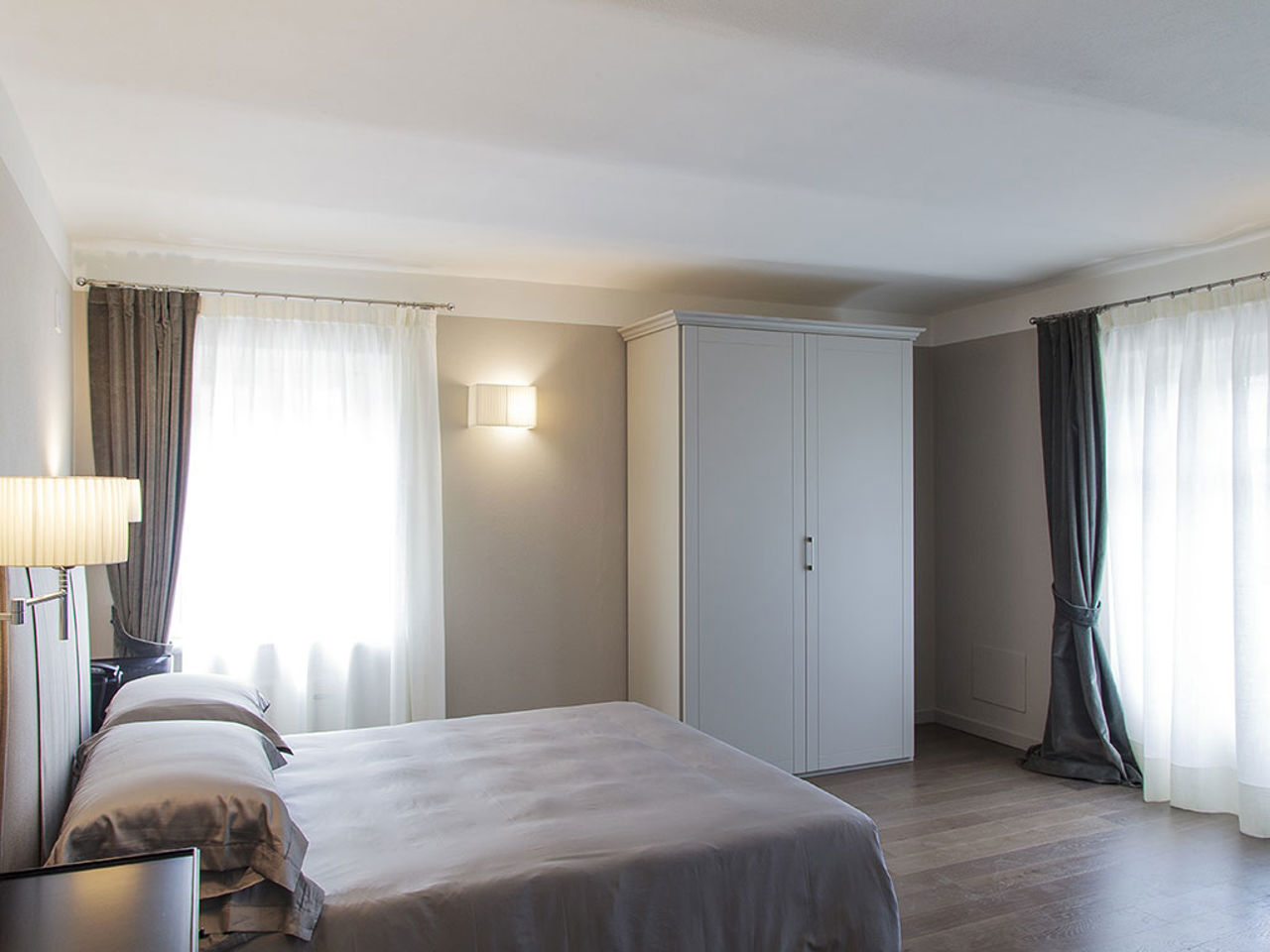 Discover the rooms of RÉVA Resort in Monforte d'Alba, nelle Langhe