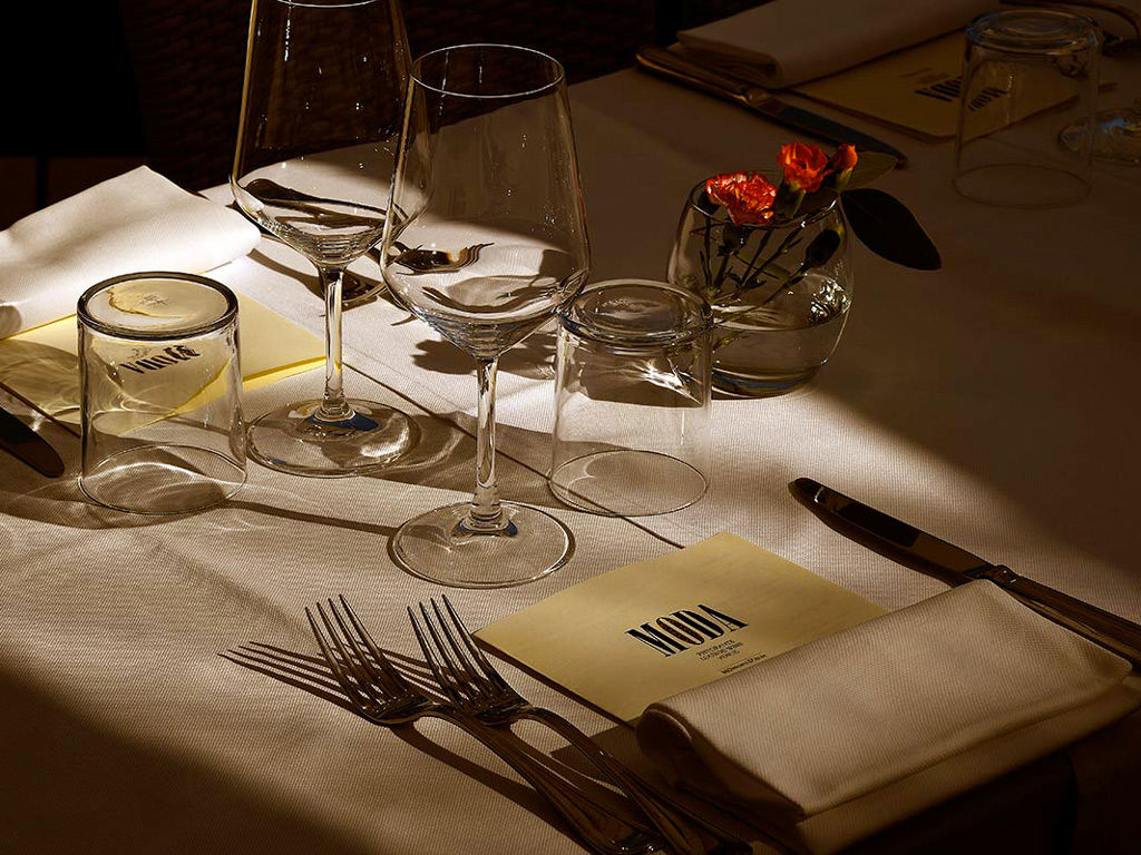 Sito Ufficiale La Ribezza Boutique Hotel a Monforte d'Alba | Prenota