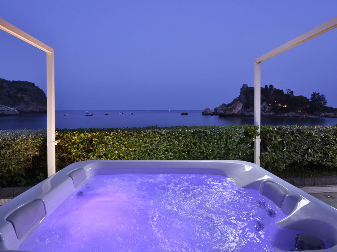 Sea View Suite with Jacuzzi at La Plage Resort in Taormina
