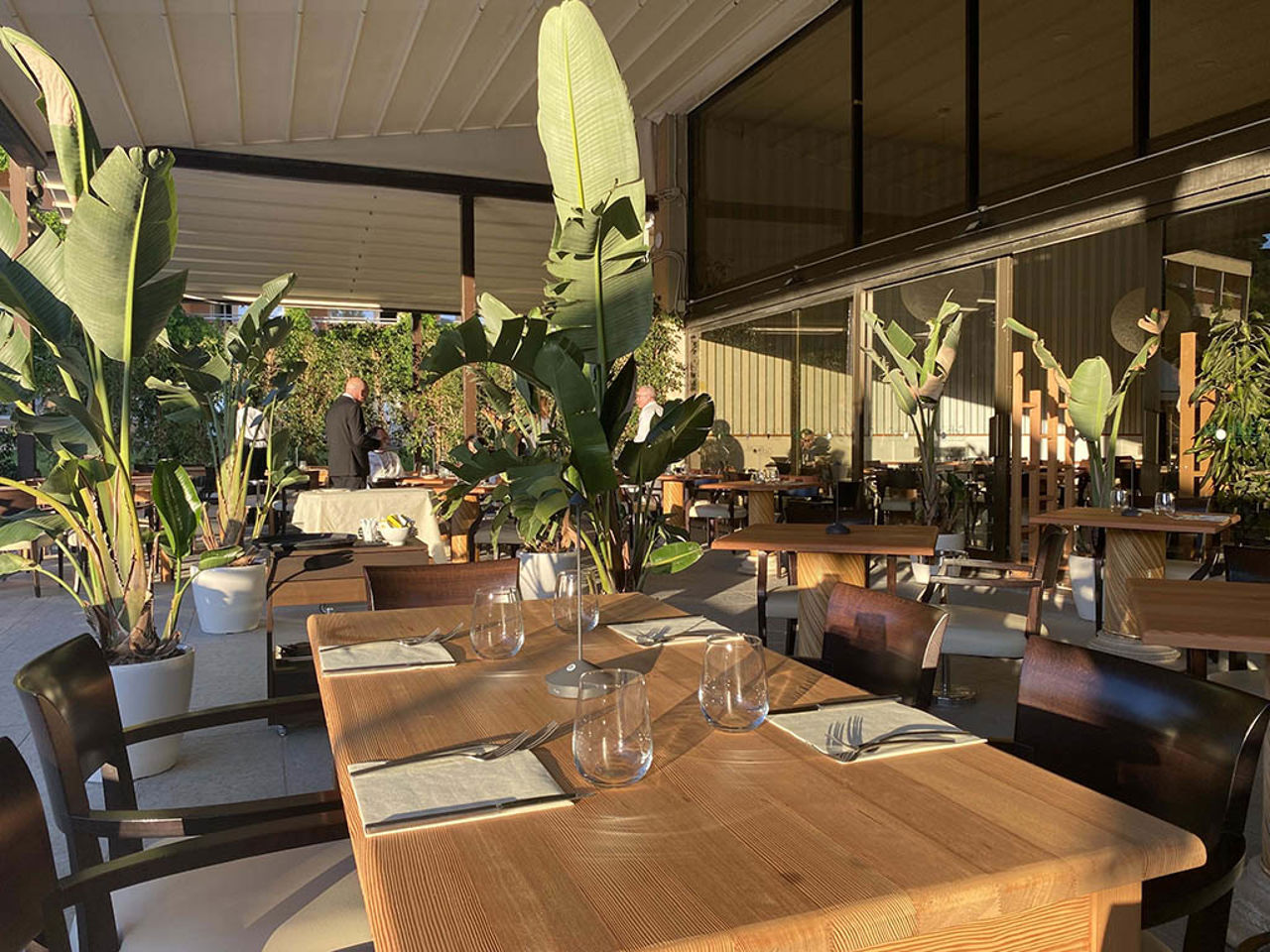 Discover the Patio Pool Bar & Restaurant at Golf Hotel Punta Ala