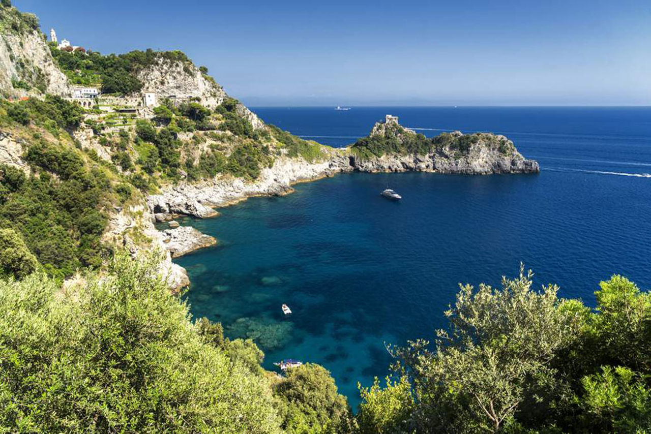Transfer from Positano to Conca del Sogno by Positano Boats