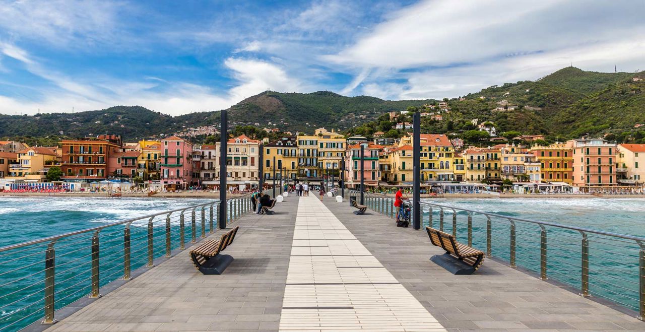 Discover the location of Diana GH, hotel on the seafront in Alassio