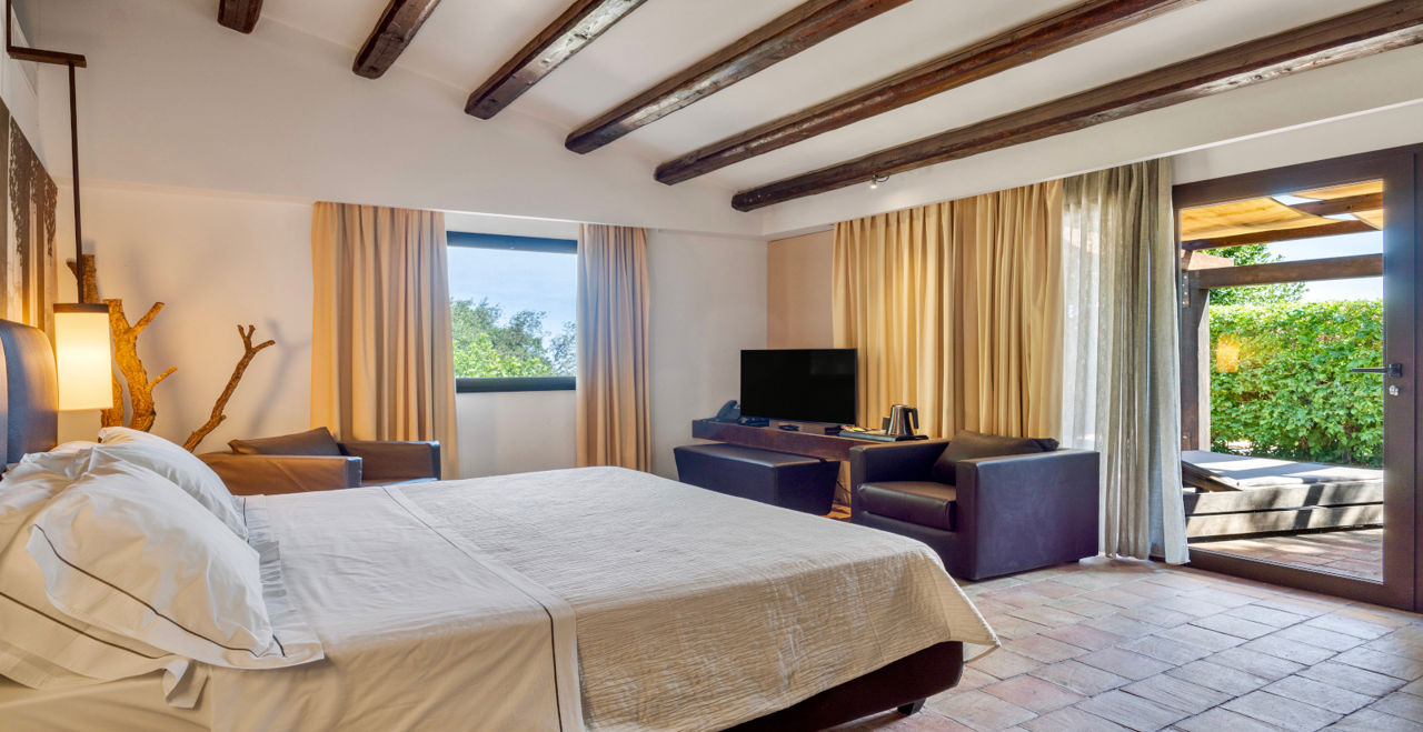 Discover the rooms and suites of Vallegrande Nature Resort in Cefalù