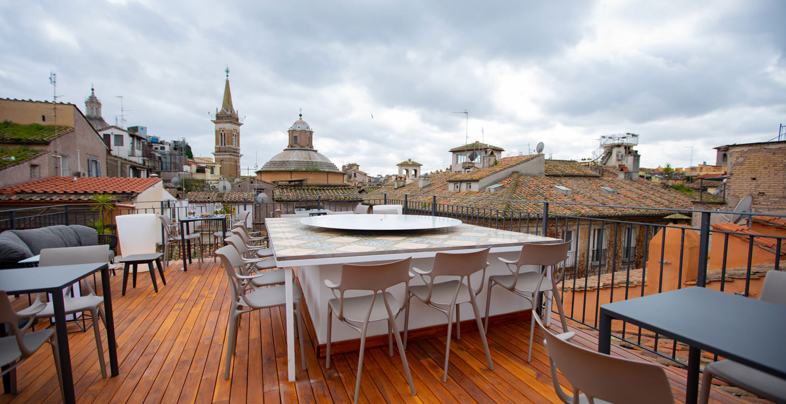 Discover the Rooftop of Coronari Palace and book now in Rome