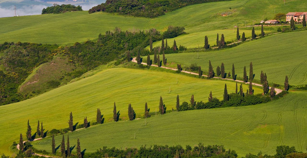 Visit the surroundings of Trequanda with Cignella Resort in Tuscany
