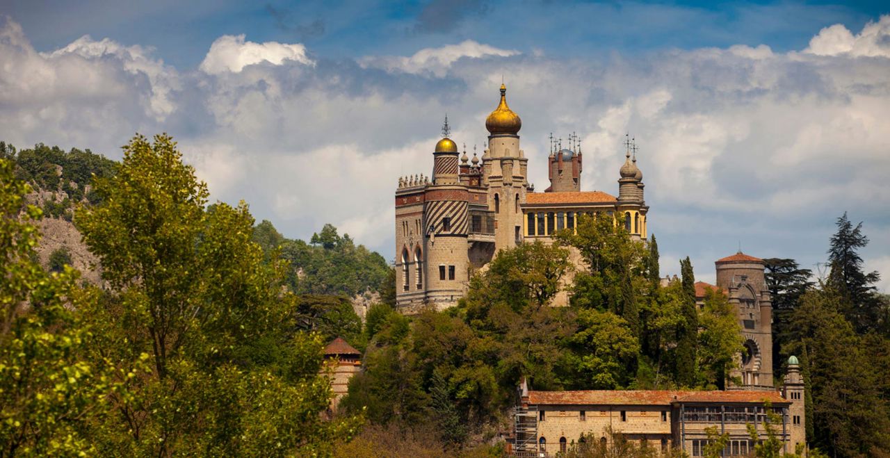 Scopri Rocchetta Mattei con Helvetia Hotel & Thermal SPA